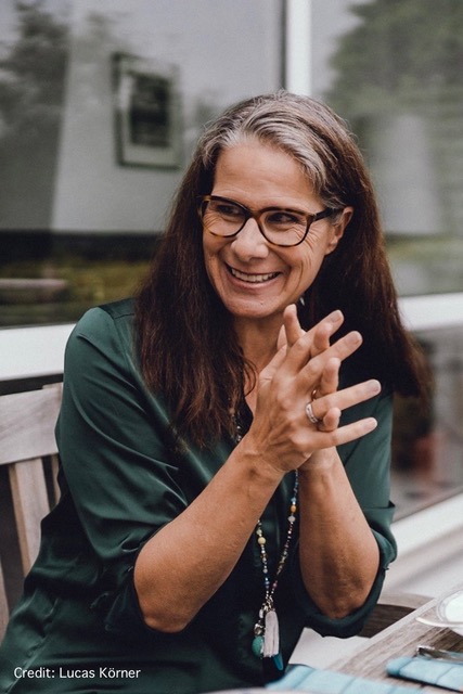 One of many Voices: Valerie Schlegel Stettler - One of Many